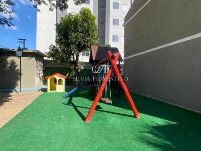 Casa de alto padrão à venda em condomínio no Loteamento Comercial e Residencial Village da Serra, Tr