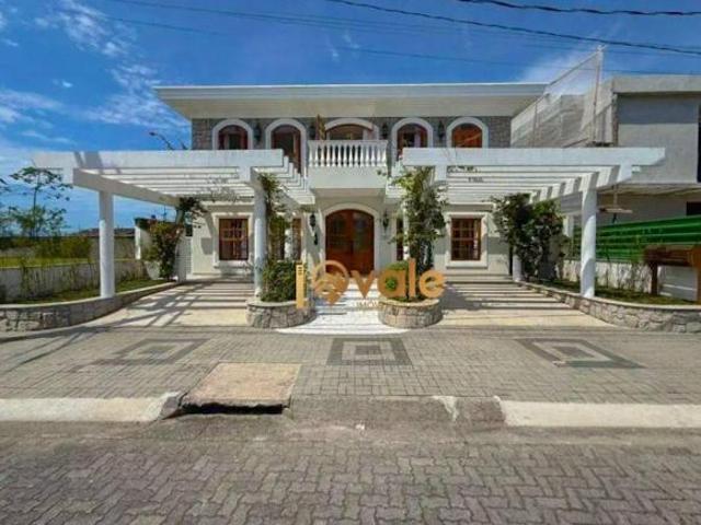 Casa de alto padrão à venda em Caraguatatuba, 4 suítes
