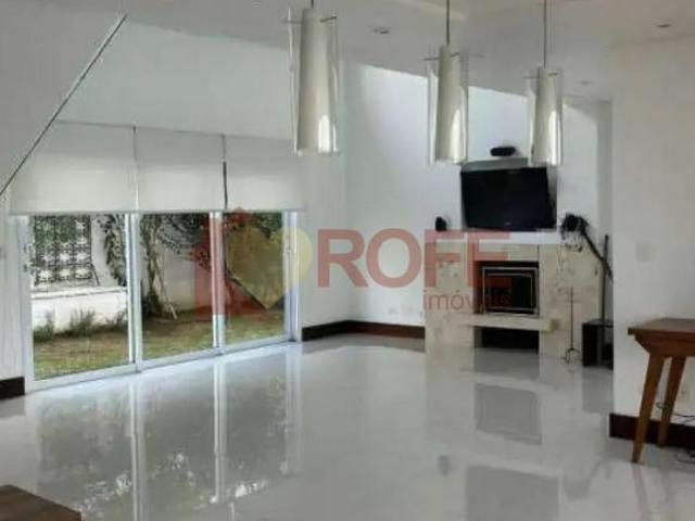 CASA DE ALTO PADRÃO À VENDA EM CARAPICUÍBA CONDOMÍNIO GOLF PARK