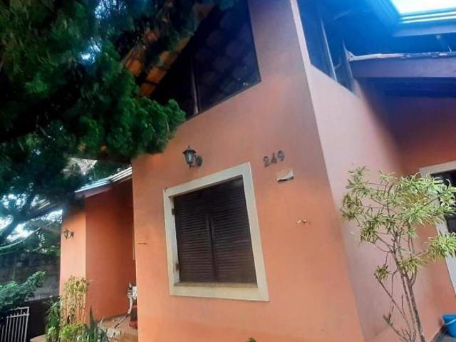 Casa de Alto Padrão à Venda em Atibaia Condomínio Portal dos Nobres