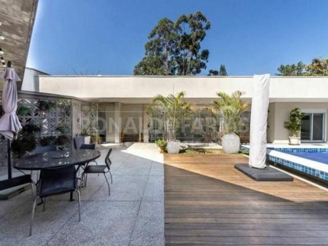 Casa de Alto Padrão à venda em Interlagos São Paulo Zona Sul