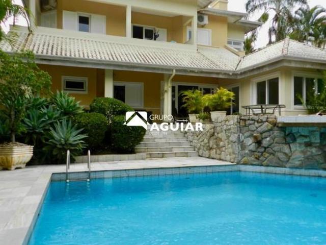 Casa de Alto Padrão à venda em Valinhos SP, No Condomínio Visconde do Itamaracá