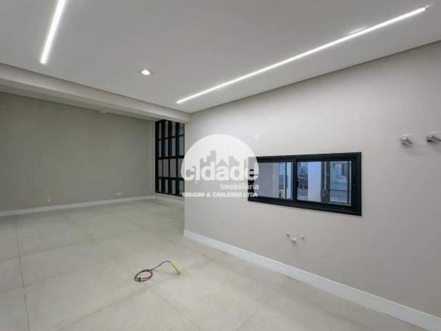 Casa de Alto Padrão à Venda – Exclusividade, Conforto e Tecnologia