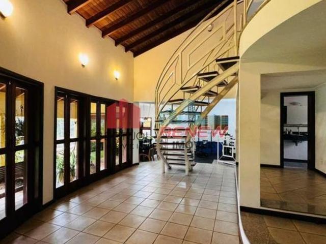 Casa de Alto Padrão à Venda no Condomínio Vista Alegre/ Sede