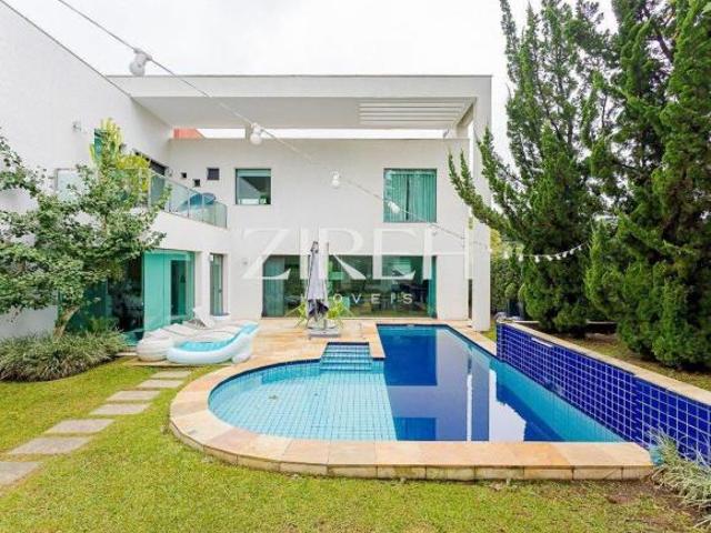 CASA DE ALTO PADRÃO A VENDA NO CONDOMÍNIO ALPHAVILLE