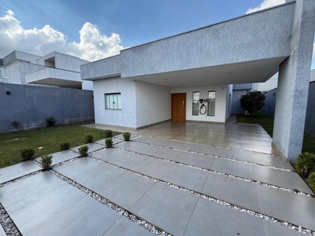 Casa de Alto Padrão à Venda no Condomínio Alto da Boa Vista