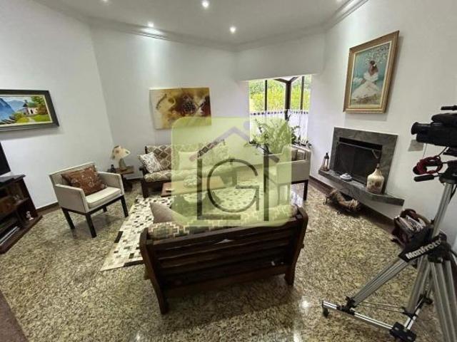 Casa de alto padrão à venda no Condomínio Chácara Monte Belo – Salto/SP