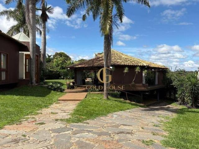 Casa de alto padrão à venda no Condomínio Condados Bougainville