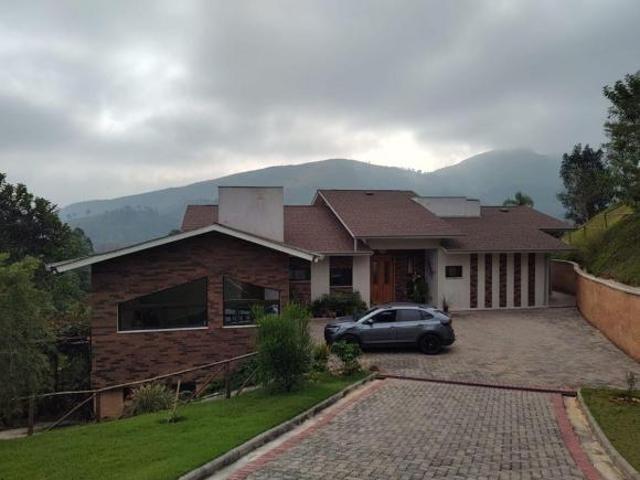 CASA DE ALTO PADRÃO A VENDA NO CONDOMINIO ECOVILLE