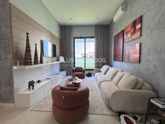 Casa de Alto Padrão a venda no Condominio Fazenda Imperial com Energia Solar, Piscina, Lazer Complet