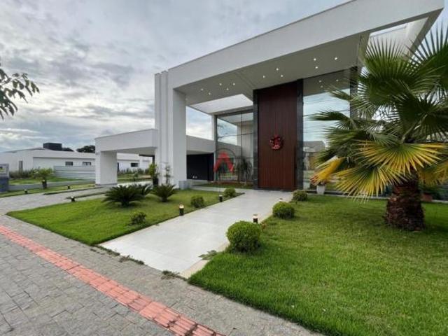 Casa de Alto Padrão à Venda no Condomínio Gran Royalle – Betim/MG