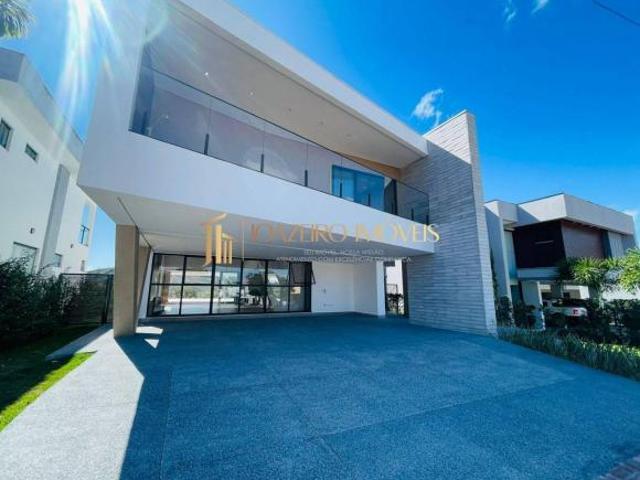 Casa de Alto Padrão à Venda no Condomínio Gran Royalle Lagoa Santa/MG