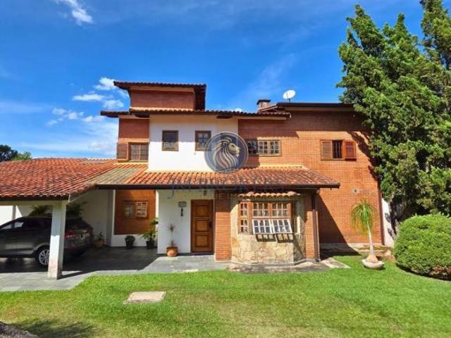 Casa de alto padrão à venda no condomínio Jardim Algarve, Granja Viana, 5 quartos, 4 suítes, 10 vaga