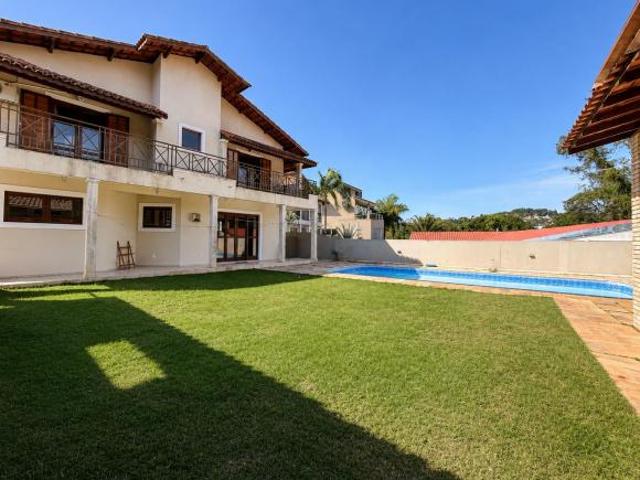 Casa de Alto Padrão à Venda no Condomínio Nova Higienópolis – Jandira/SP