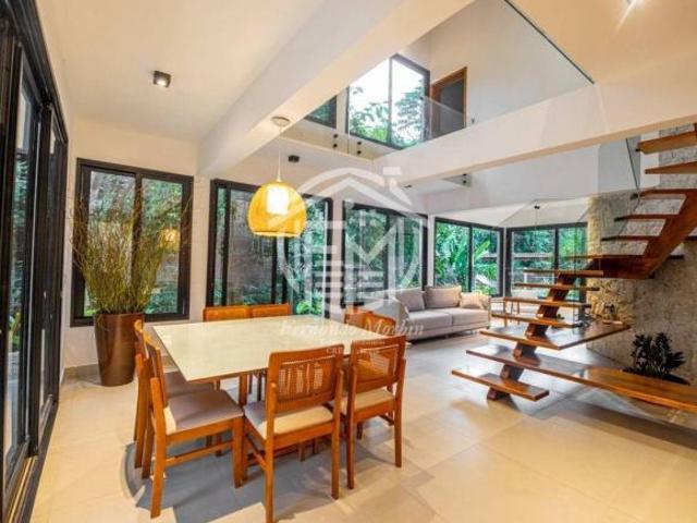 Casa de Alto Padrão à Venda no Condomínio Prumirim – Ubatuba/SP