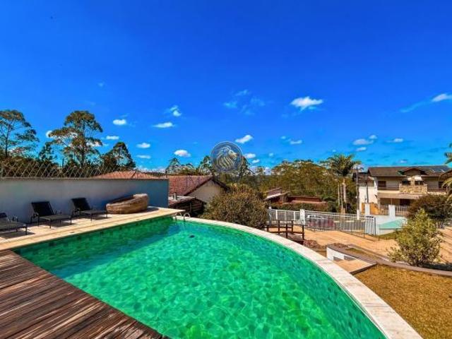 Casa de alto padrão à venda no condomínio Recanto Suíço, Vargem Grande Paulista, 7 suítes, 8 vagas e