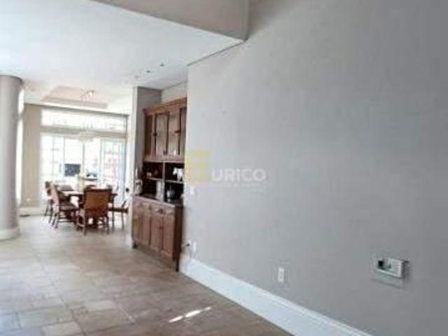 Casa de Alto Padrão à Venda no Condomínio Reserva da Serra em Jundiaí SP