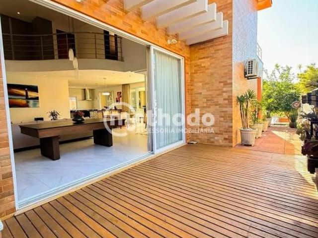 Casa de Alto Padrão à Venda no Alphaville Dom Pedro Campinas