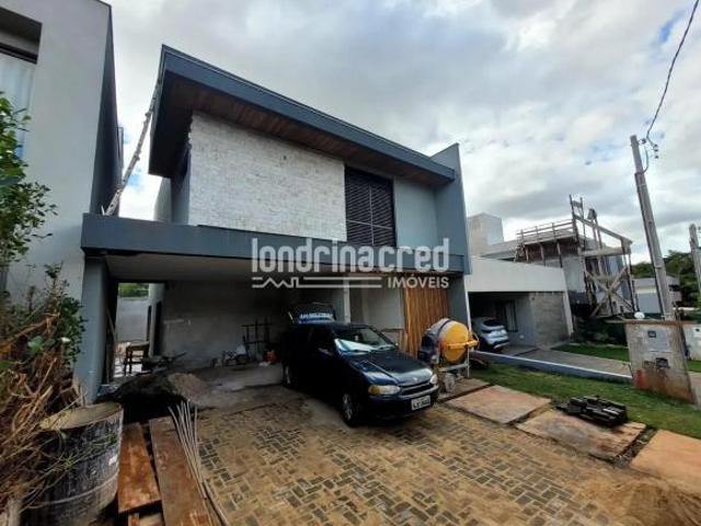 Casa de alto padrão à venda no Bella Vitta em Londrina com 3 suítes, 236m² de área útil, 250m² total