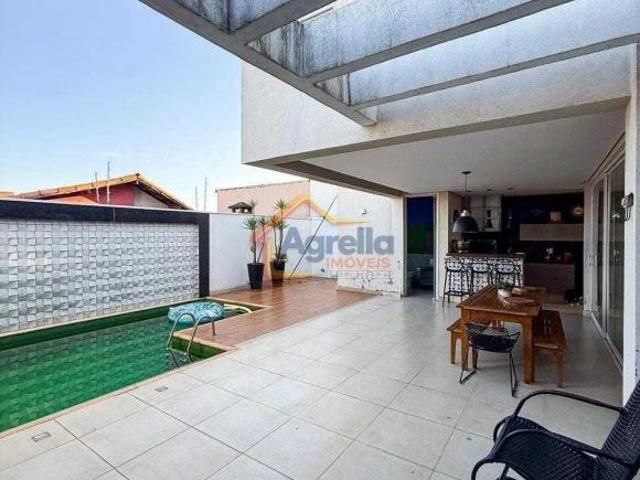 CASA DE ALTO PADRÃO À VENDA NO JARDIM SELMA EM MOGI GUAÇU/SP