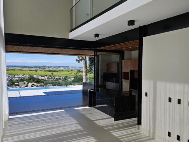 Casa de Alto Padrão à Venda no Jardim Vila Paradiso ? Indaiatuba/SP | 4 Suítes, Piscina com Vista Pa