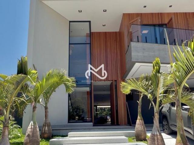 Casa de Alto Padrão à venda no Módulo 16 em Riviera de São Lourenço, Bertioga/SP