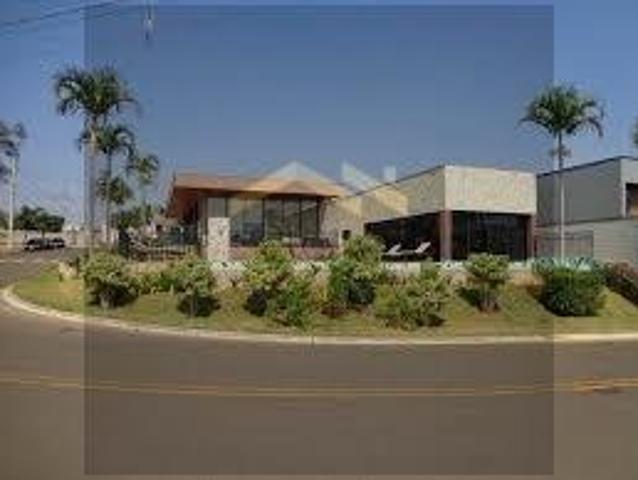 Casa de alto padrão à venda no Parque Ortolândia, Hortolândia SP: 3 quartos, 1 suíte, 2 salas, 3 ban