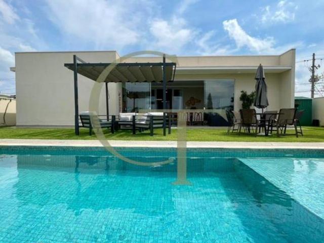 Casa de Alto Padrão à Venda no Parque Ytu Xapada em Itu | 4 Suítes | Vista Panorâmica | Piscina | Te
