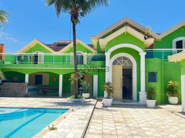 Casa de alto padrão à venda na praia da enseada, Guarujá, | QVista Inteligênc.