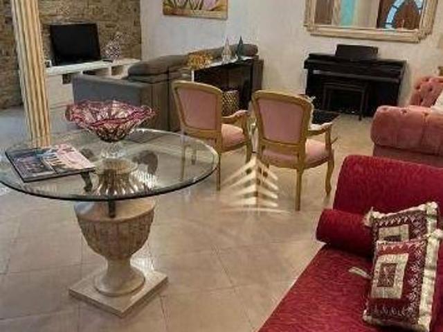 Casa de Alto Padrão à Venda na Vila Rosália – 3 Suítes, Piscina, Área Gourmet e 7 Vagas | Guarulhos
