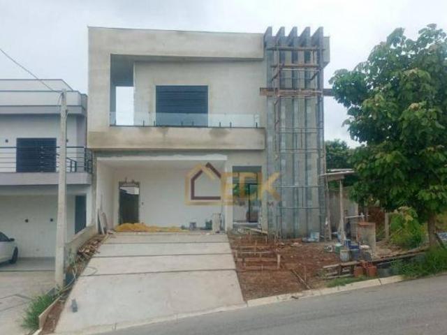 CASA DE ALTO PADRÃO À VENDA – RESIDENCIAL FOGAÇA | JACAREÍ/SP