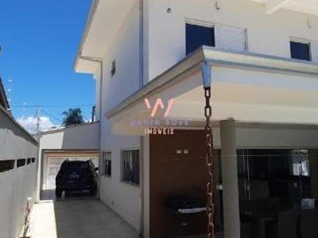 Casa de Alto Padrão com 4 dormitórios à venda, 300 m² por R$ 1.780.000 Jardim Britânia Caraguata