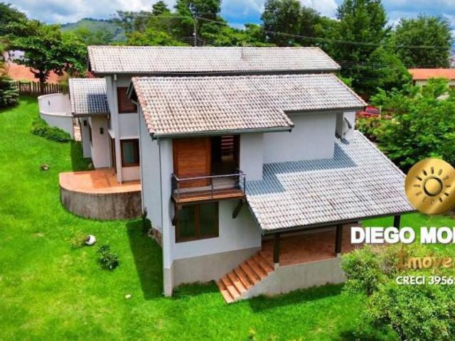 Casa de Alto Padrão com 4 dormitórios – em Condomínio Fechado Atibaia/SP