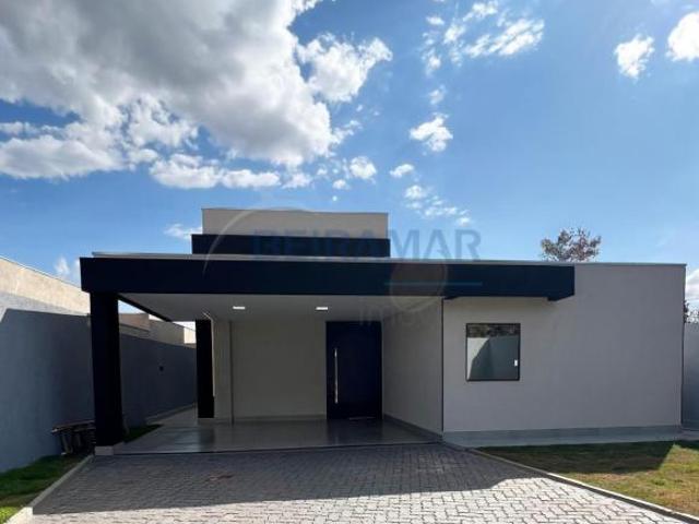 Casa de Alto Padrão com 4 Suítes, 4 Vagas de Garagem e Lazer Completo à Venda na SMNL MI 13 Lago N