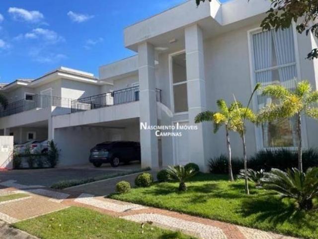 Casa de Alto Padrão com 4 Suítes, 360 m² à Venda por R$ 3.640.000