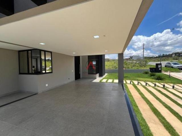 Casa de Alto Padrão com 4 suítes a venda no Condomínio Reserva da Mata Betim