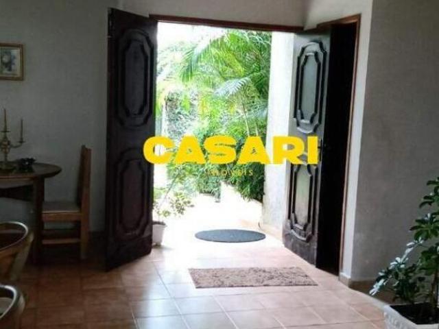 Casa de Alto Padrão com 5 Dormitórios e 600 m² à Venda no Centro São Bernardo do Campo/SP