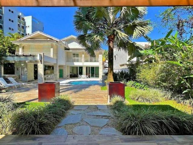 Casa de Alto Padrão com 5 Suítes à na Riviera de São Lourenço –Módulo 04