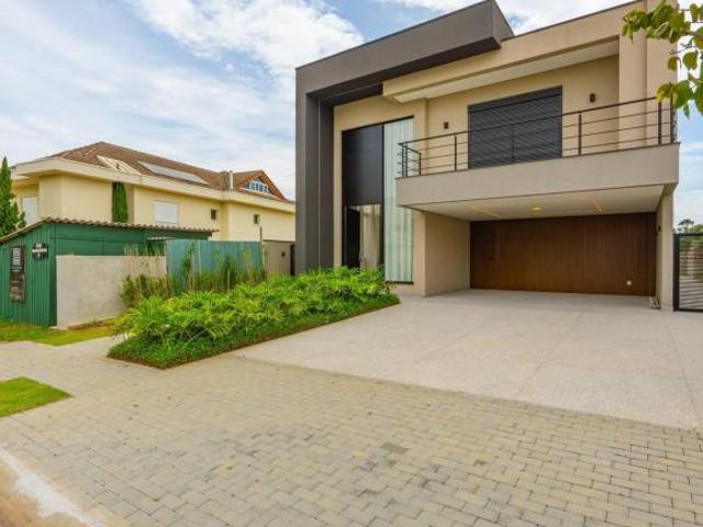 Casa de Alto Padrão com 5 suítes no Tamboré 10 à Venda – R$ 7.950.000