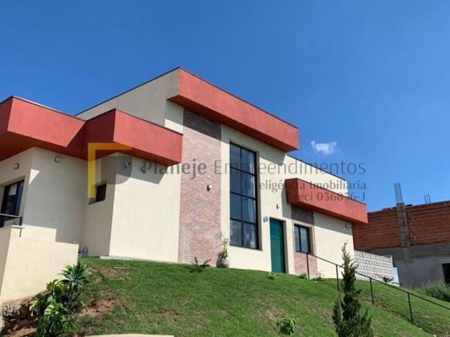 CASA DE ALTO PADRÃO COM 6 DORMITÓRIOS A VENDA NO MONTES CLAROS EM ITUPEVA