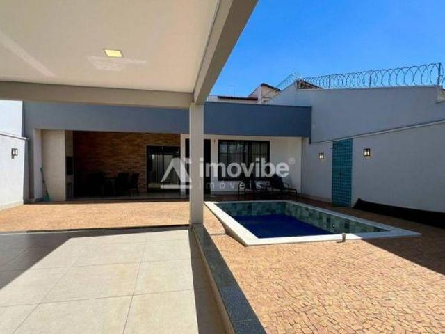 Casa de alto padrão com 2 suítes no Residencial Furlan em Santa Bárbara d&apos Oeste/SP