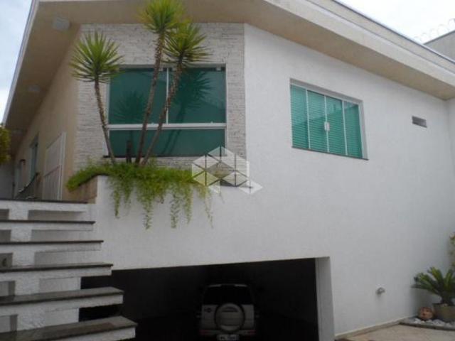 CASA DE ALTO PADRÃO COM 3 DORMITÓRIOS NA PENHA