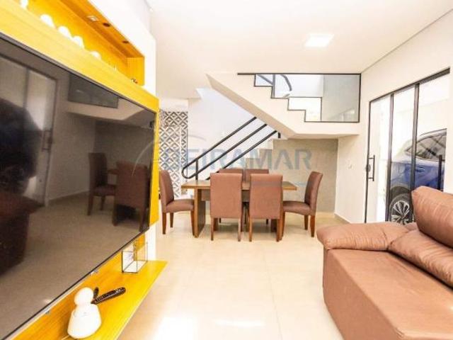 Casa de Alto Padrão com 3 Quartos, 2 Suítes e Lazer Resort no Condomínio Santa Monica Jardim Botân