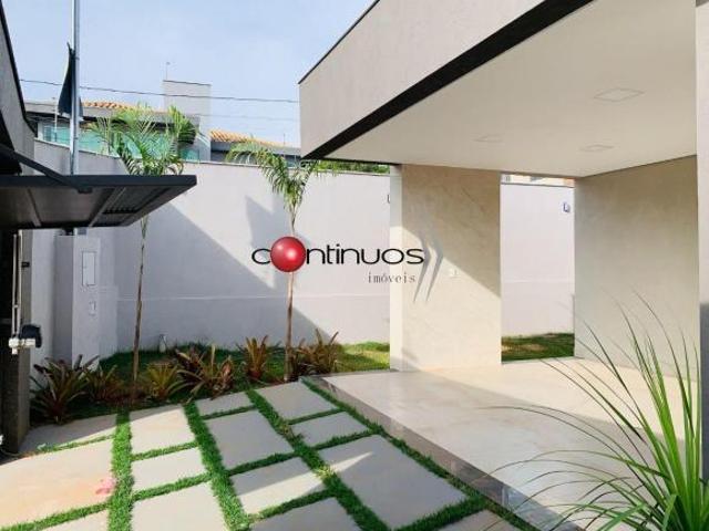 Casa de alto padrão com 3 quartos e ampla área na cidade de Lagoa Santa MG, bairro Joa Imperdível!