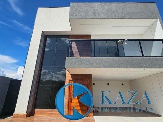 CASA DE ALTO PADRÃO COM 3 QUARTOS SENDO 3 SUÍTES E PISCINA