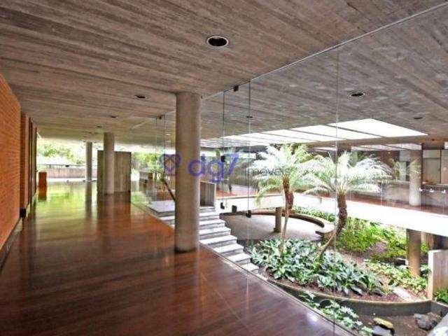 Casa com 4 dormitórios à venda, Cidade Jardim São Paulo!