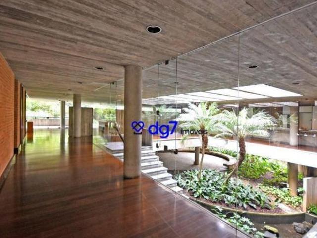 Casa de alto padrão com terreno de 3.100 m² na Cidade Jardim – Oportunidade únic