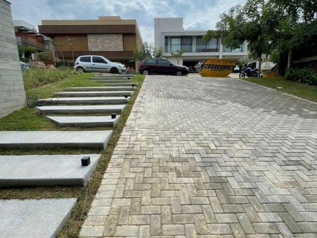 Casa de Alto Padrão com Vista Privilegiada e Projeto Assinado por Fernando Poles