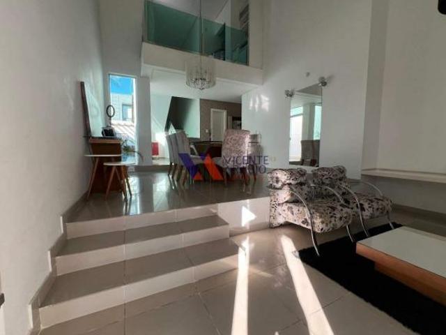 Casa de Alto Padrão com Piscina e Sauna