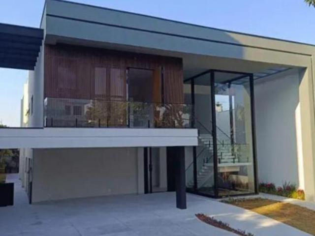 CASA DE ALTO PADRÃO CON. GRANJA VIANA EMBU DAS ARTES